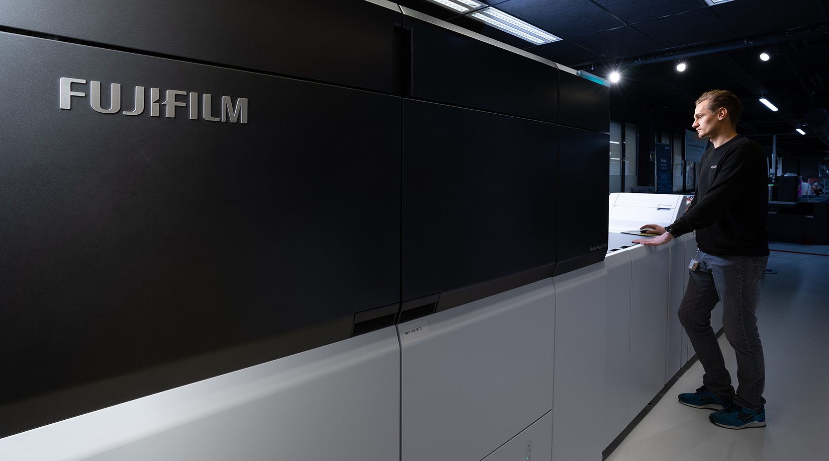 Fujifilm Revoria PC1120 at Chromos Printing | CHROMOS Group AG